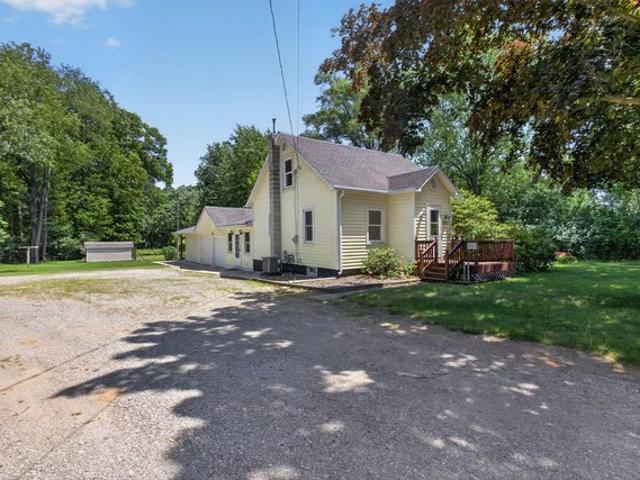 235 Bender St, Jackson, MI 49202
