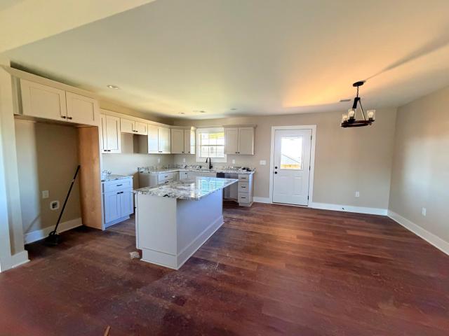 235 Brook Cove