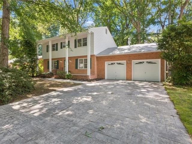 235 Dominion Dr, Newport News, VA 23602