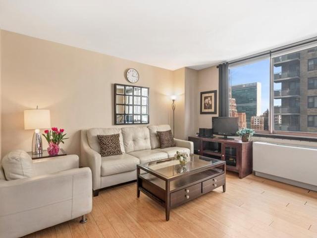 235 E 40th St Apt 27I, New York, NY 10016