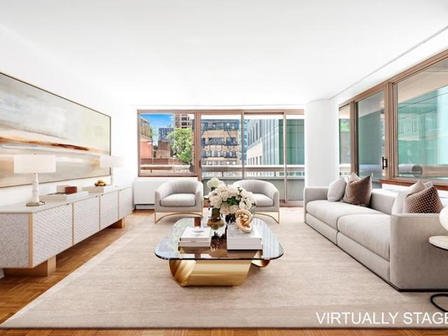 235 E 40th St Apt 2C, New York, NY 10016