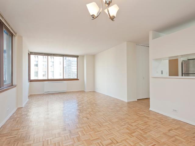 235 E 40TH Street 36D
