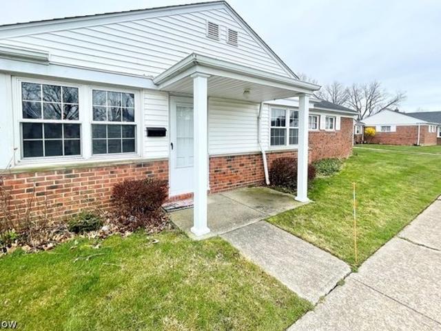 235 E 235th St Unit 136, Euclid, OH 44123