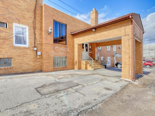 235 E Broad Street