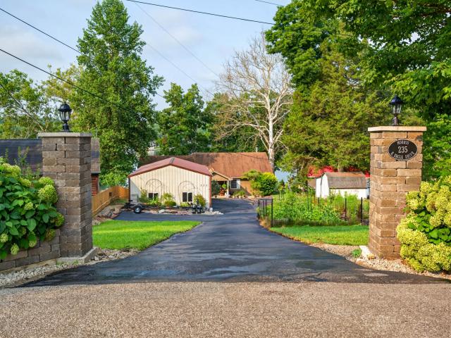 235 E Eagle Drive