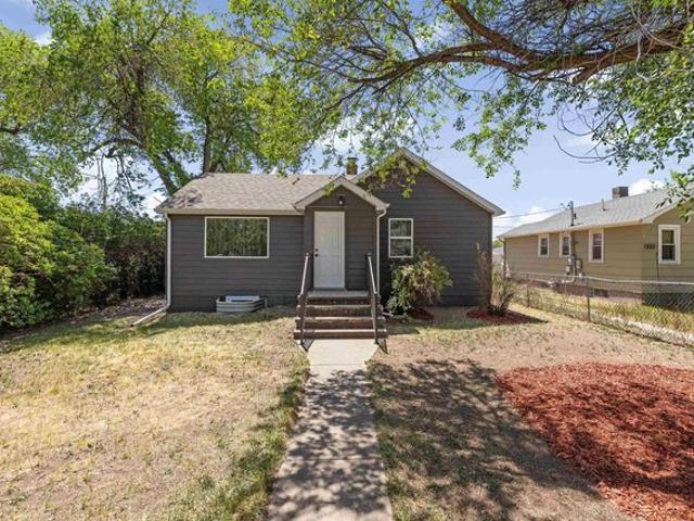 235 E Jackson St, Rapid City, SD 57701
