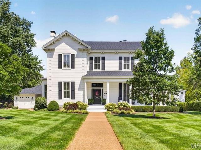 235 E Jefferson Ave, Kirkwood, MO 63122