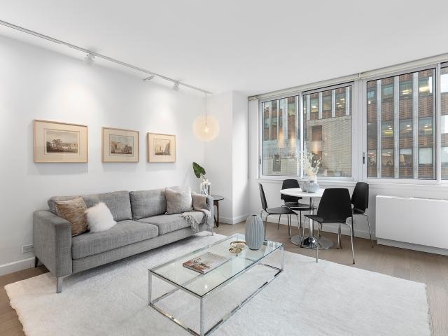 235 East 40th Street, New York, NY
