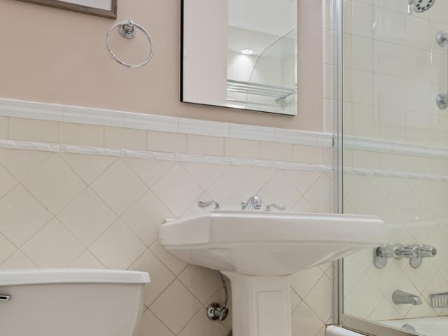 235 East 49th Street, Unit 6F