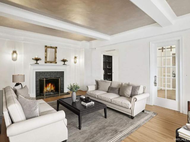 235 East 22nd Street, Unit 4L | Compass