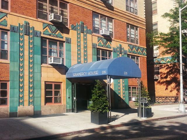 235 East 22nd Street, Unit 9M