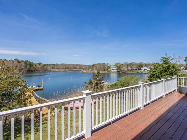235 Edgewater Drive W