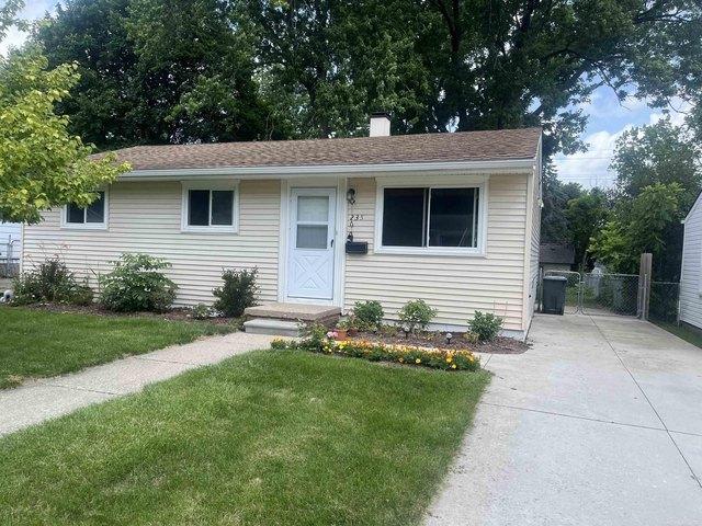 235 Ewell St, Romeo, MI 48065