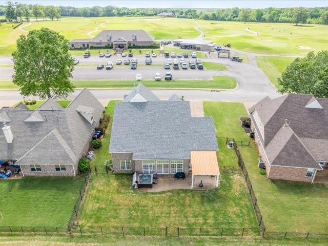 235 fairoaks dr