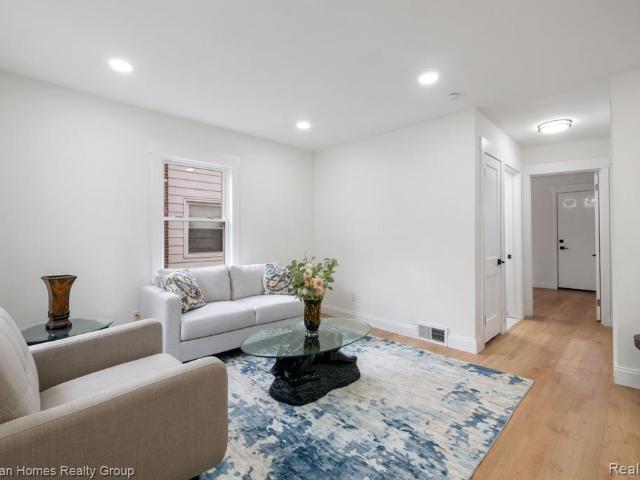 235 Flowerdale Street