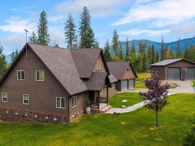 235 Kiebert Loop, Hope, ID 83836