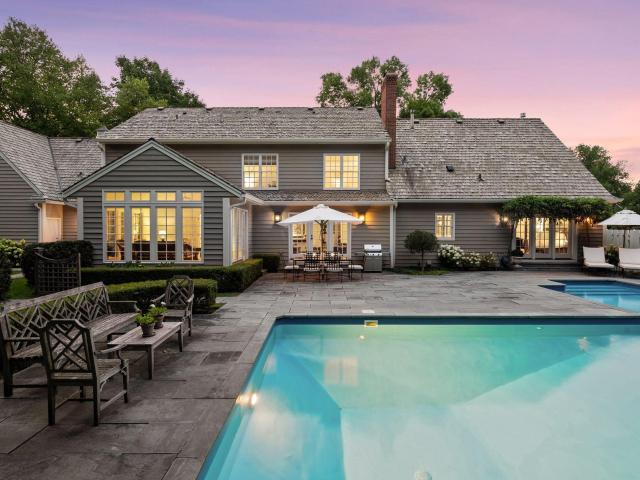 235 Hollander Road