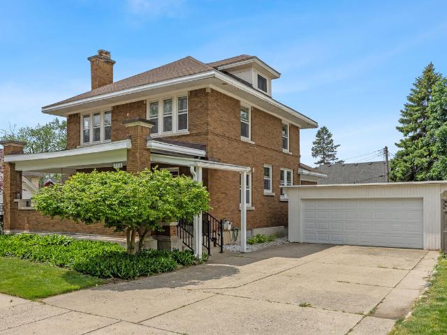 235 Hampton Avenue