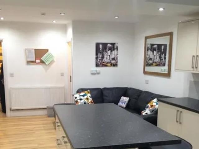 235 Hubert Road, Stirchley, B29 6ES, United Kingdom | 7 bed townhouse for rent #75252305 | Rentberry