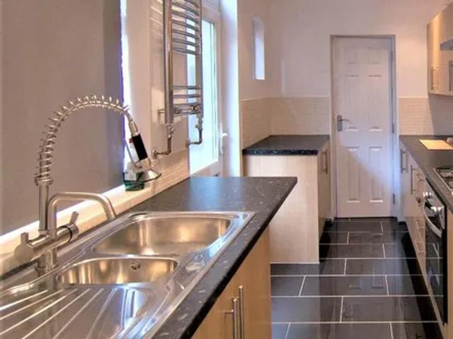 235 Hubert Road, Stirchley, B29 6ES, United Kingdom | 7 bed townhouse for rent #71325832 | Rentberry