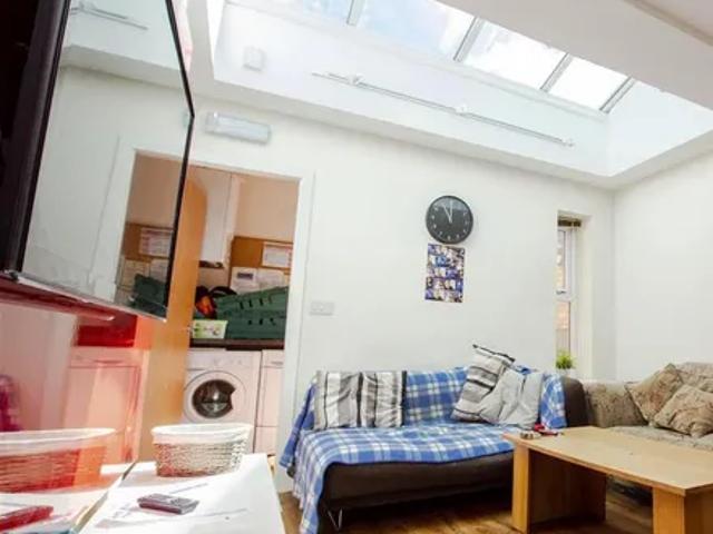 235 Hubert Road, Stirchley, B29 6ES, United Kingdom | 6 bed house for rent #134900042 | Rentberry