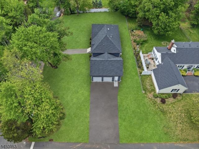 235 Orchard St