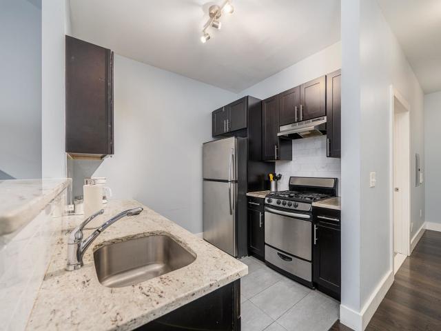 235 Orient Ave Unit# 7, Jc, West Bergen, US, NJ
