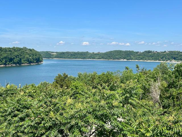 235 Lakeview Drive