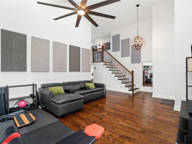 235 Leeward Lane