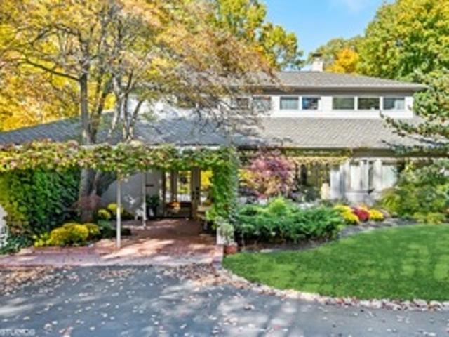 235 Moraine Road