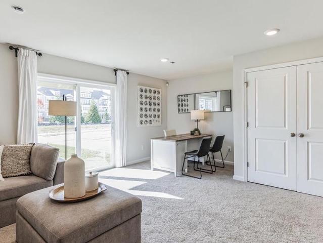 235 Macoun Way