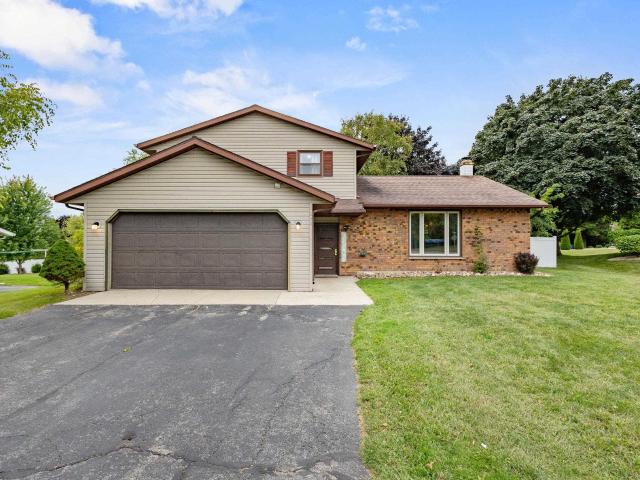 235 N 18TH Avenue