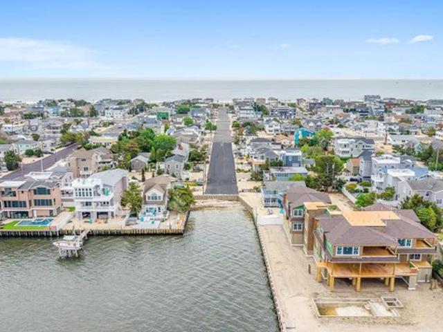 235 N 23rd St, Surf City, NJ 08008