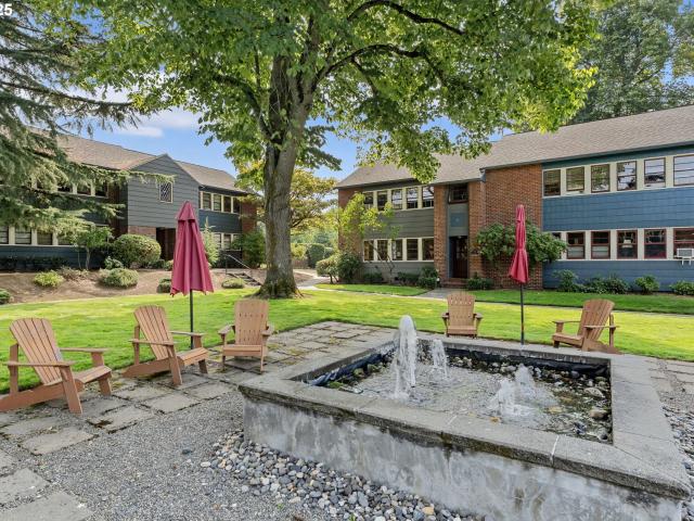235 NE 61st Ave, Unit 36, Portland, OR 97213 | MLS #571737