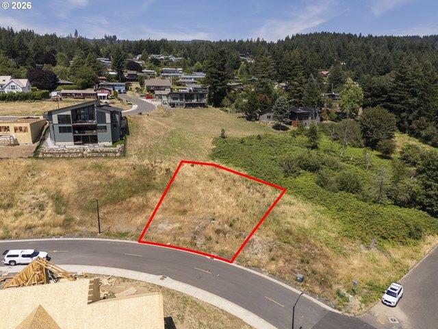 235 NE Upper Basso Cir, Stevenson, WA 98648