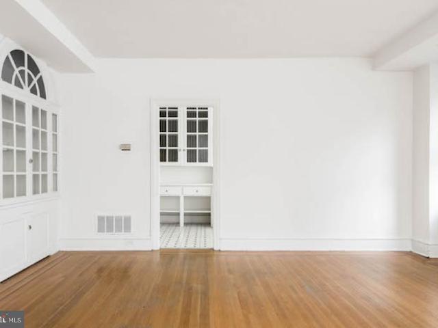 235 S 15Th Street # 402