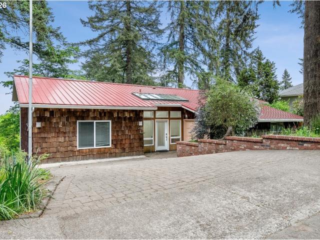 235 se kevin way