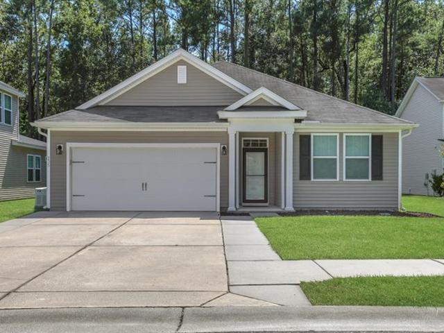 235 Secretariat Dr, Moncks Corner, SC 29461