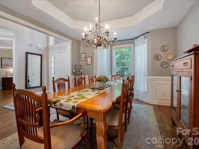 235 Shoreline Parkway