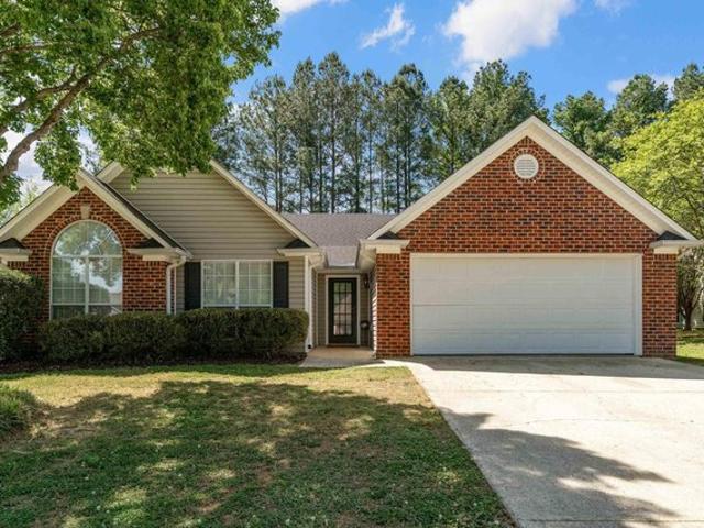 235 Summer Hill Dr, Alabaster, AL 35007