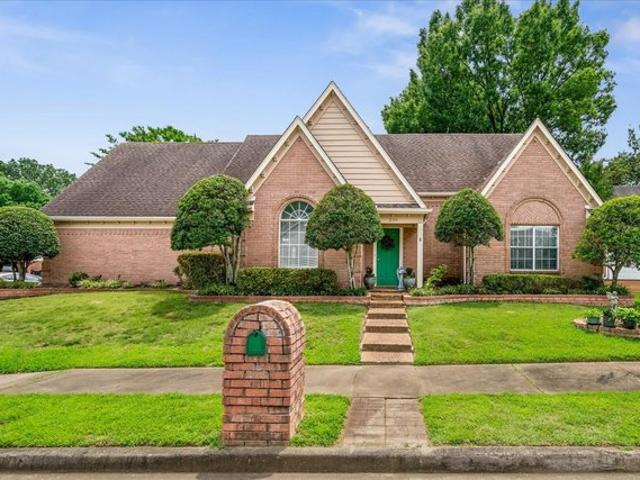 235 Summit View Cv W, Collierville, TN 38017
