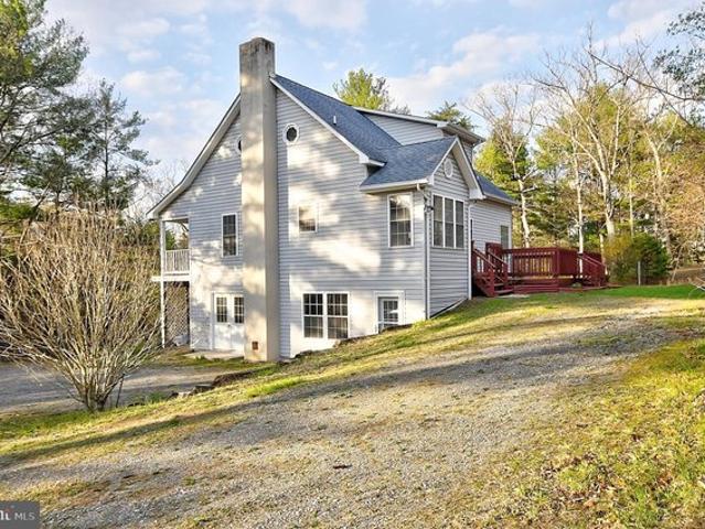 235 Peppermint Spring Ln, Winchester, VA 22603