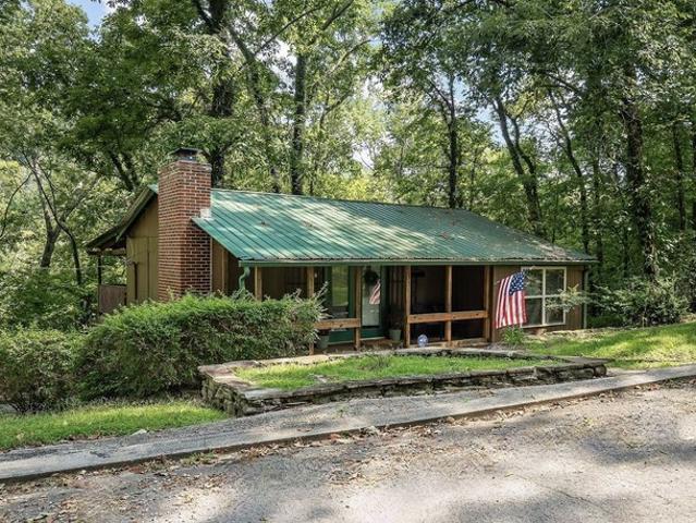 235 Rye Hobbs Hollow Rd, Smithville, TN 37166