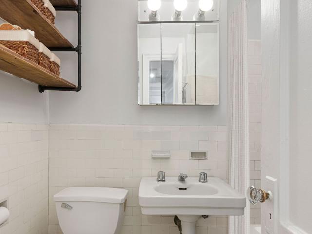 235 W 102nd Street 5W