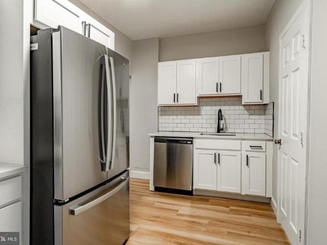 235 W Chestnut Street # 2