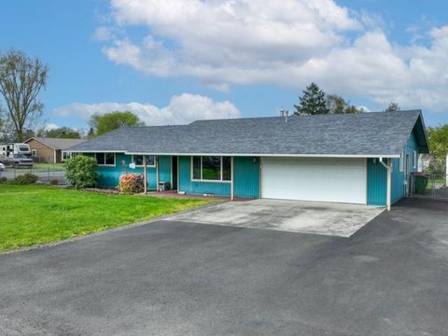 235 W Harbor St, Warrenton, OR 97146