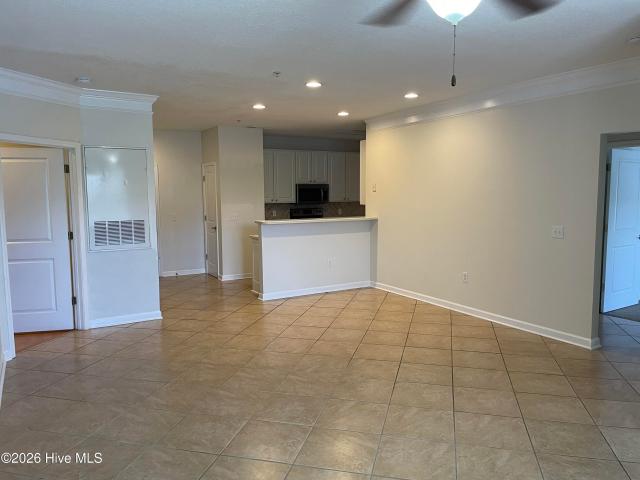 235 Woodlands Way # Unit 13