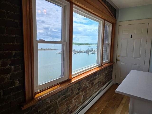 235 Washington Ave Unit PH5, Winthrop, US, MA