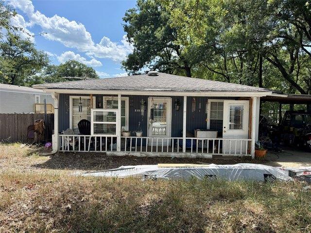 235 Wildwind St, Gun Barrel City, TX 75156