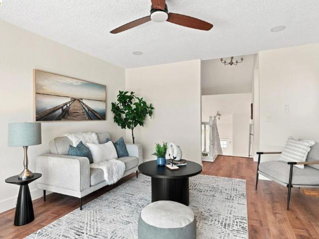 235 Toledo Ct